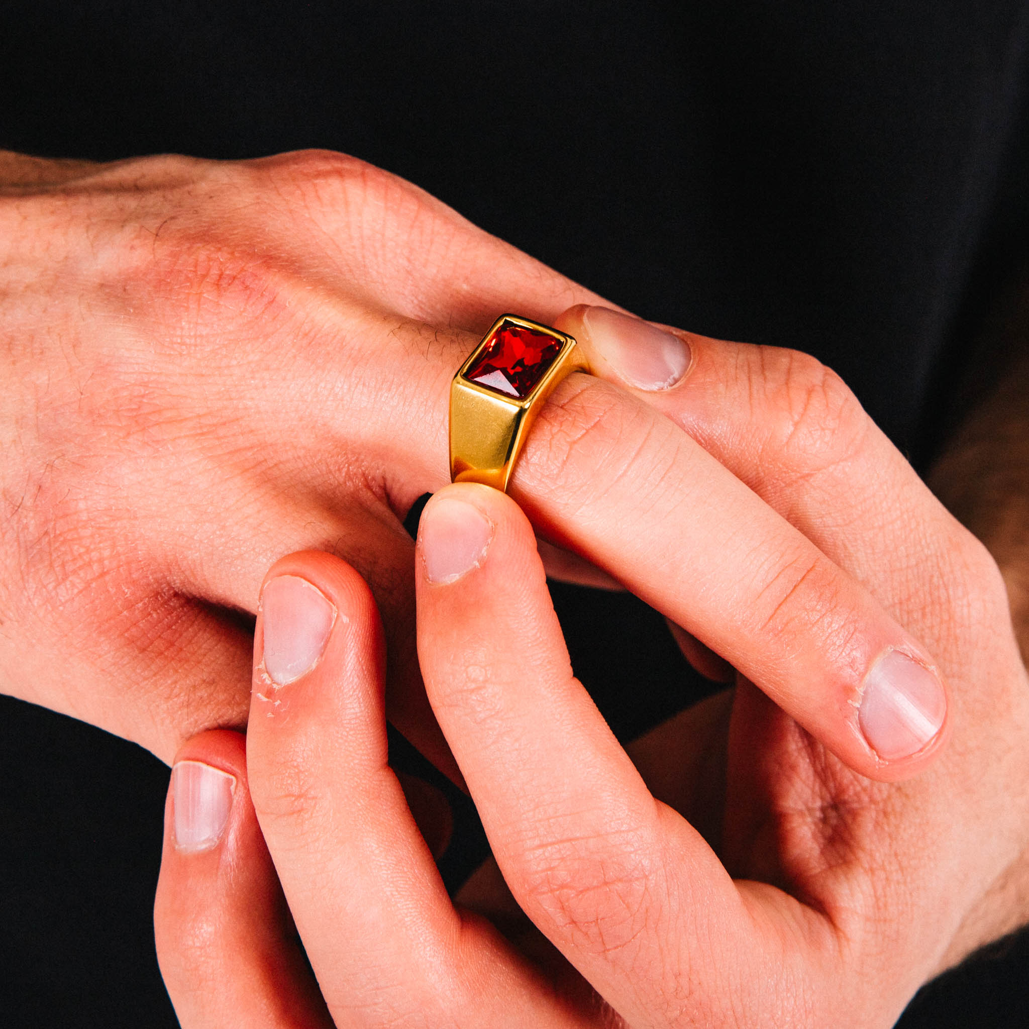 Red Opium (Gold) – Eluzo