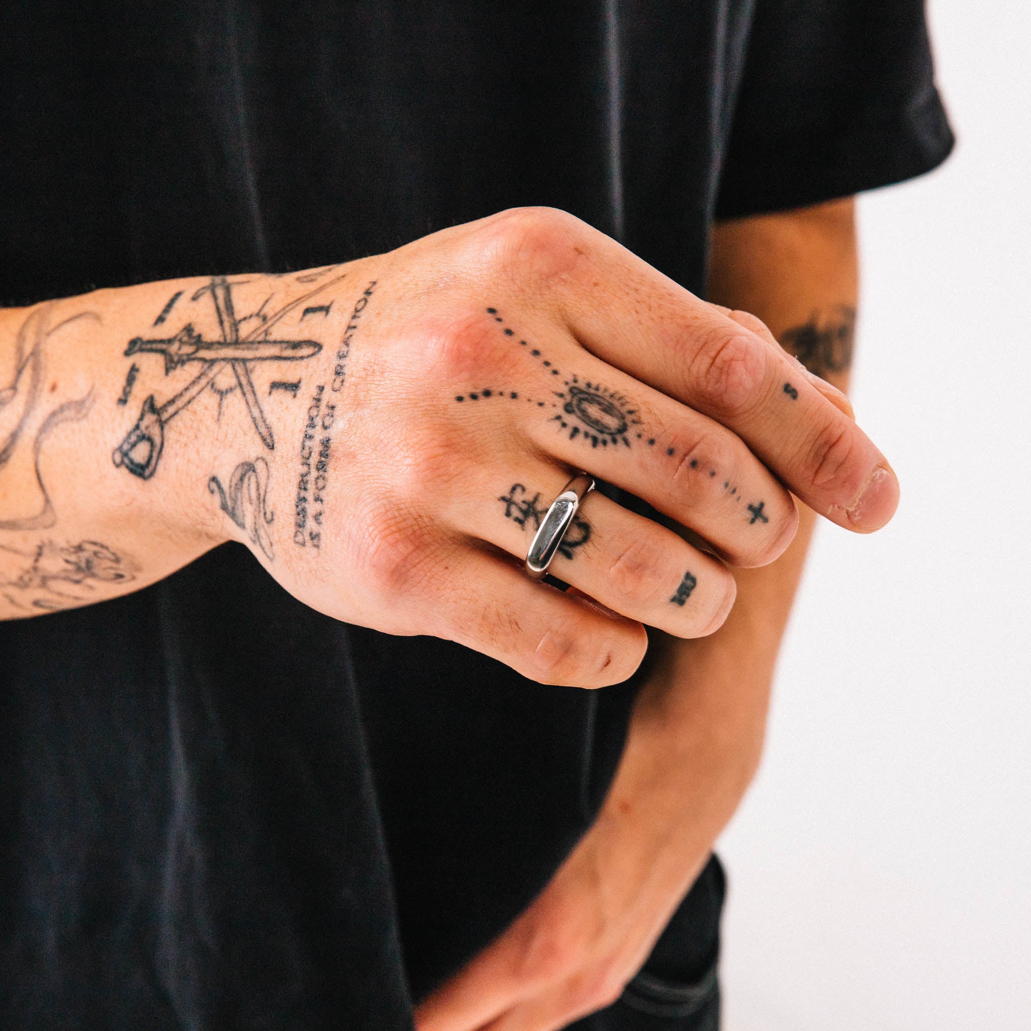 Eluzo | For The Top 1%